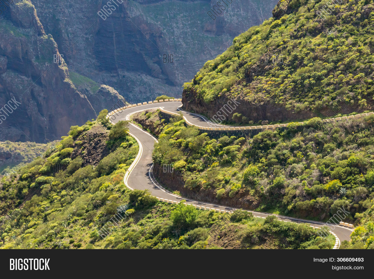 Serpentine Road Image & Photo (Free Trial) | Bigstock