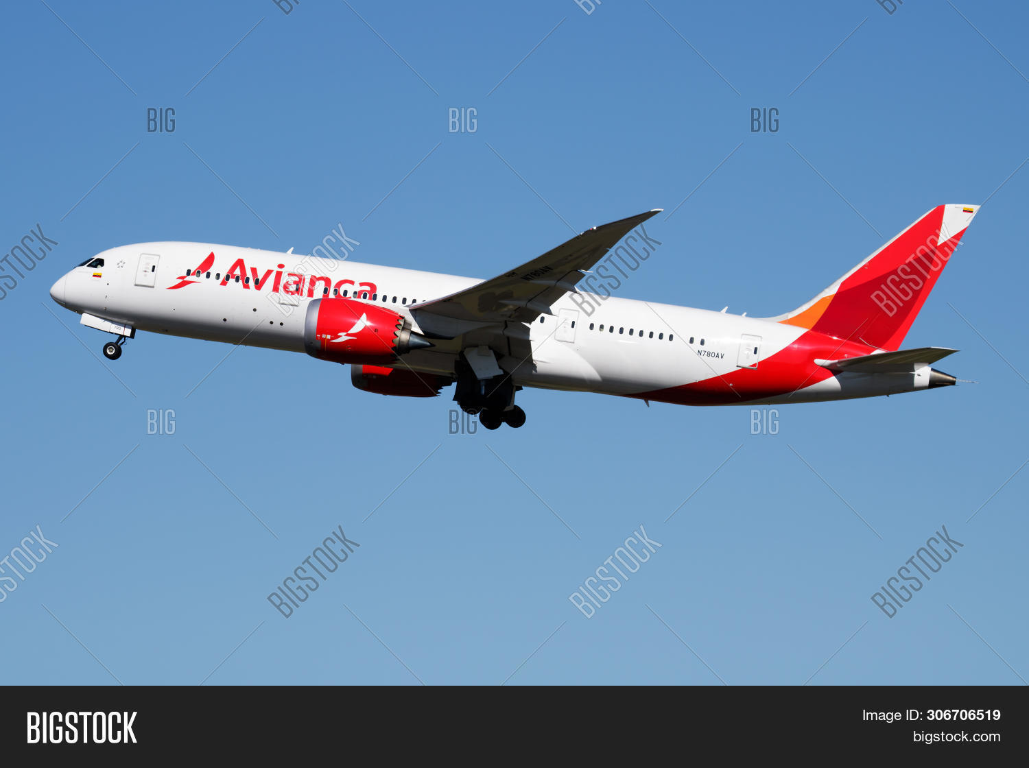 Avianca Boeing 787-8 Image & Photo (Free Trial) | Bigstock