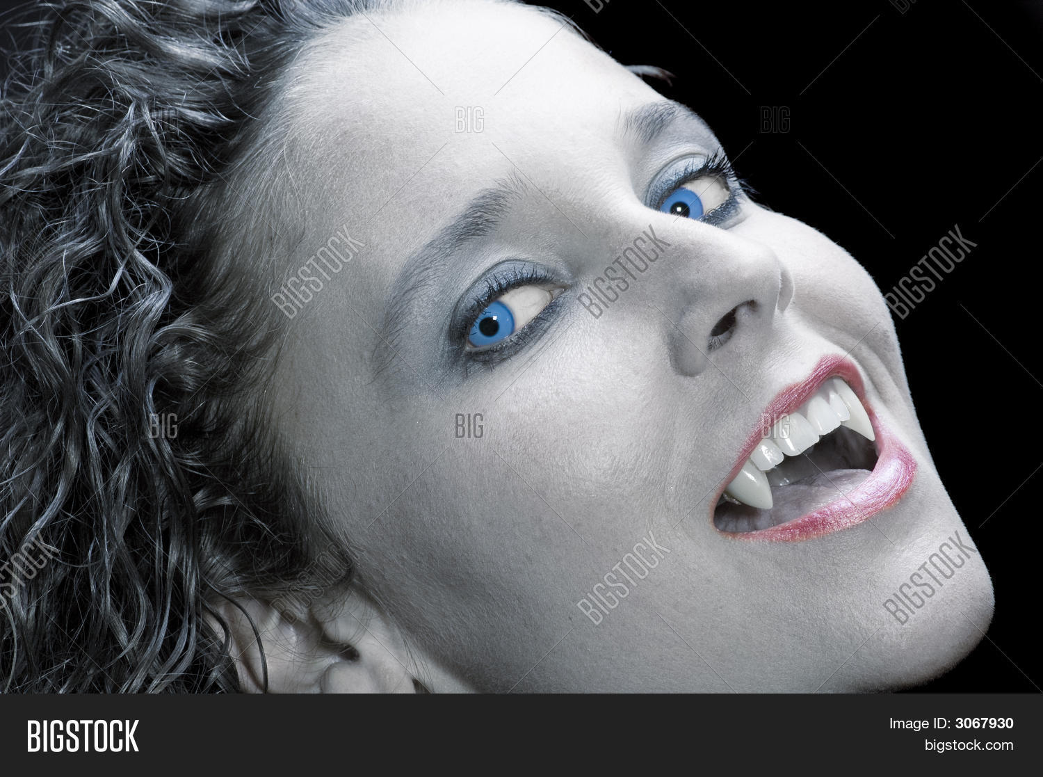 Sexy Vampiress Image & Photo (Free Trial) | Bigstock