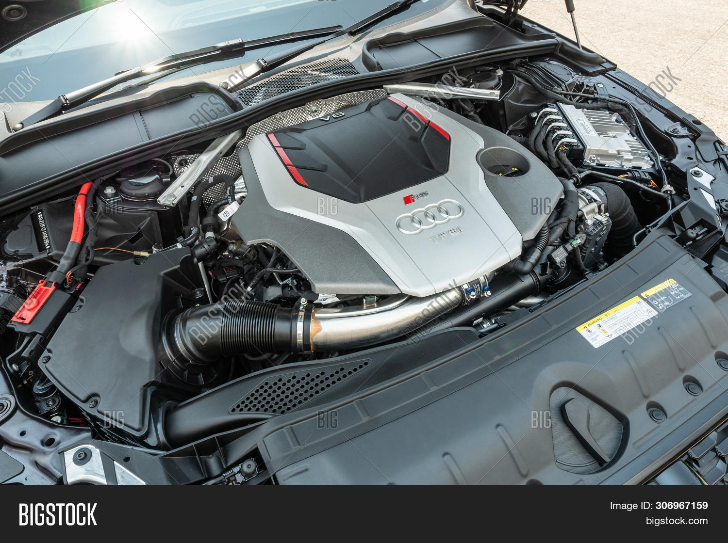 Audi Rs4 Engine Image & Photo (Free Trial) | Bigstock