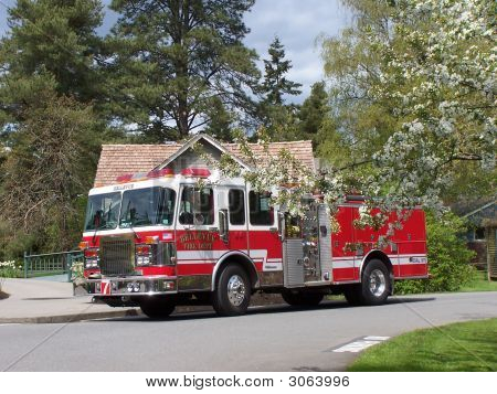 City Fire Truck Image & Photo (Free Trial) | Bigstock