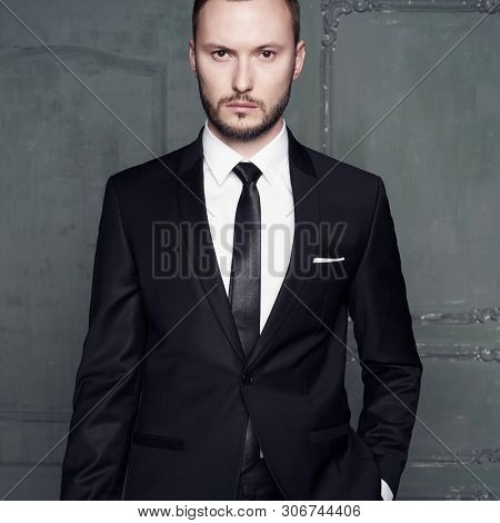 Fashion Fashionable Man Model Posing Sexy Standing Images ...