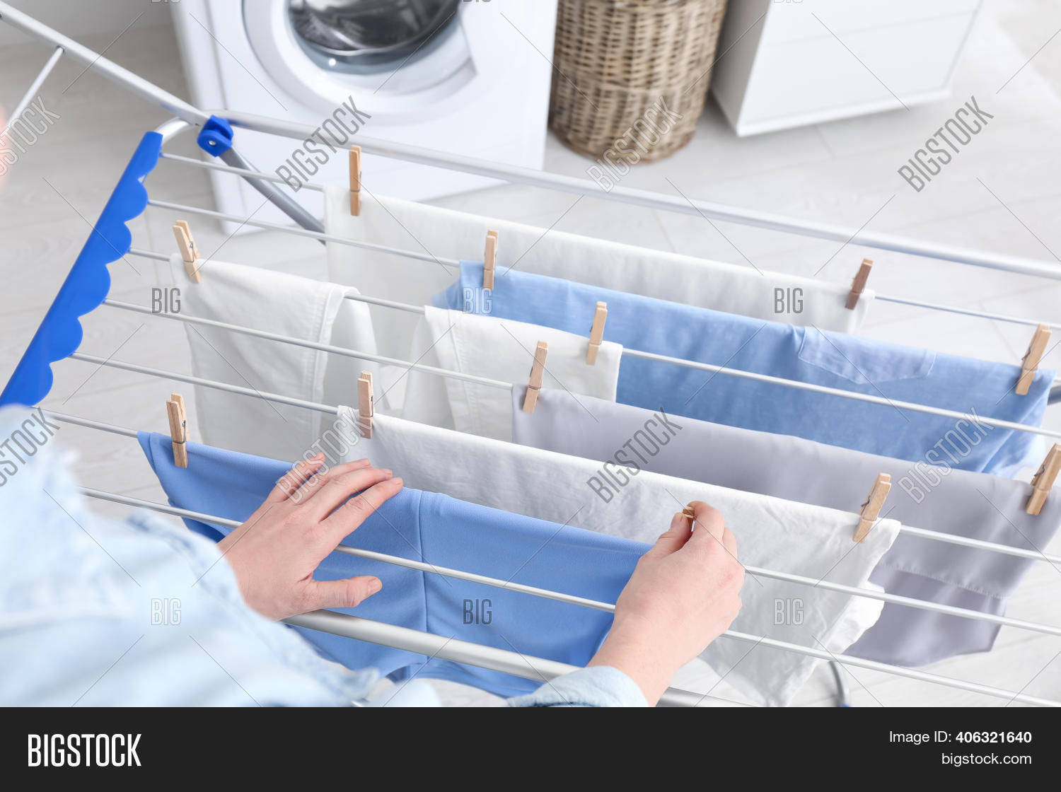 Woman Hanging Clean Image & Photo (Free Trial) | Bigstock