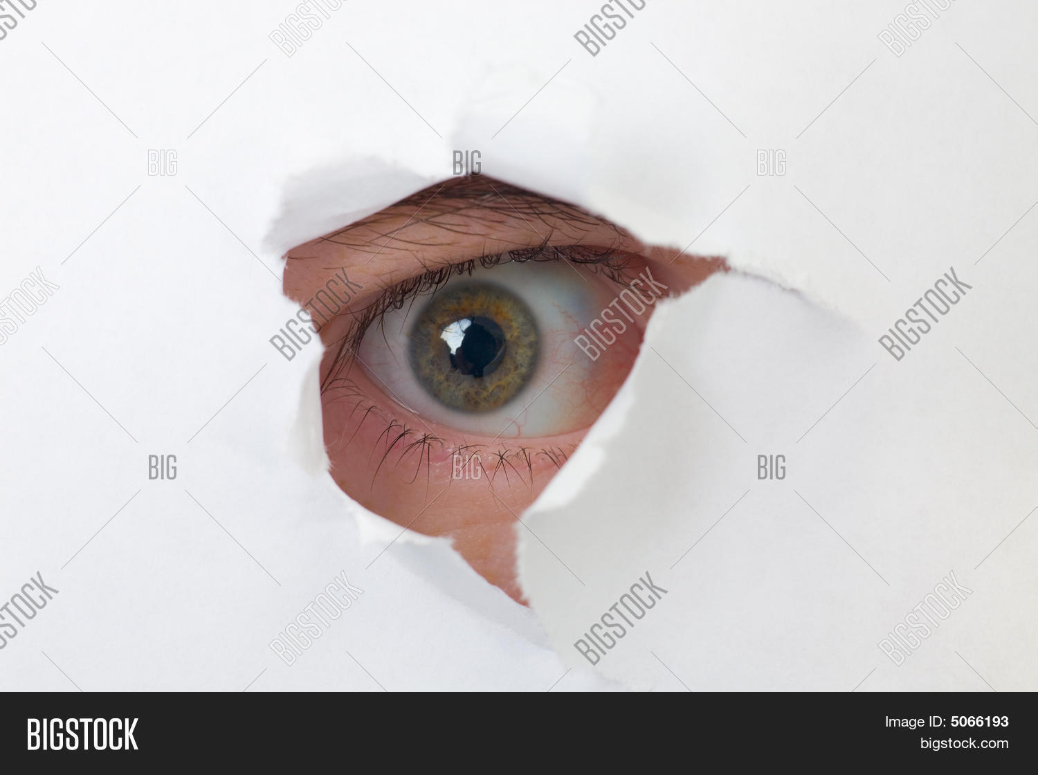Human Eye Looking Image & Photo (Free Trial) | Bigstock