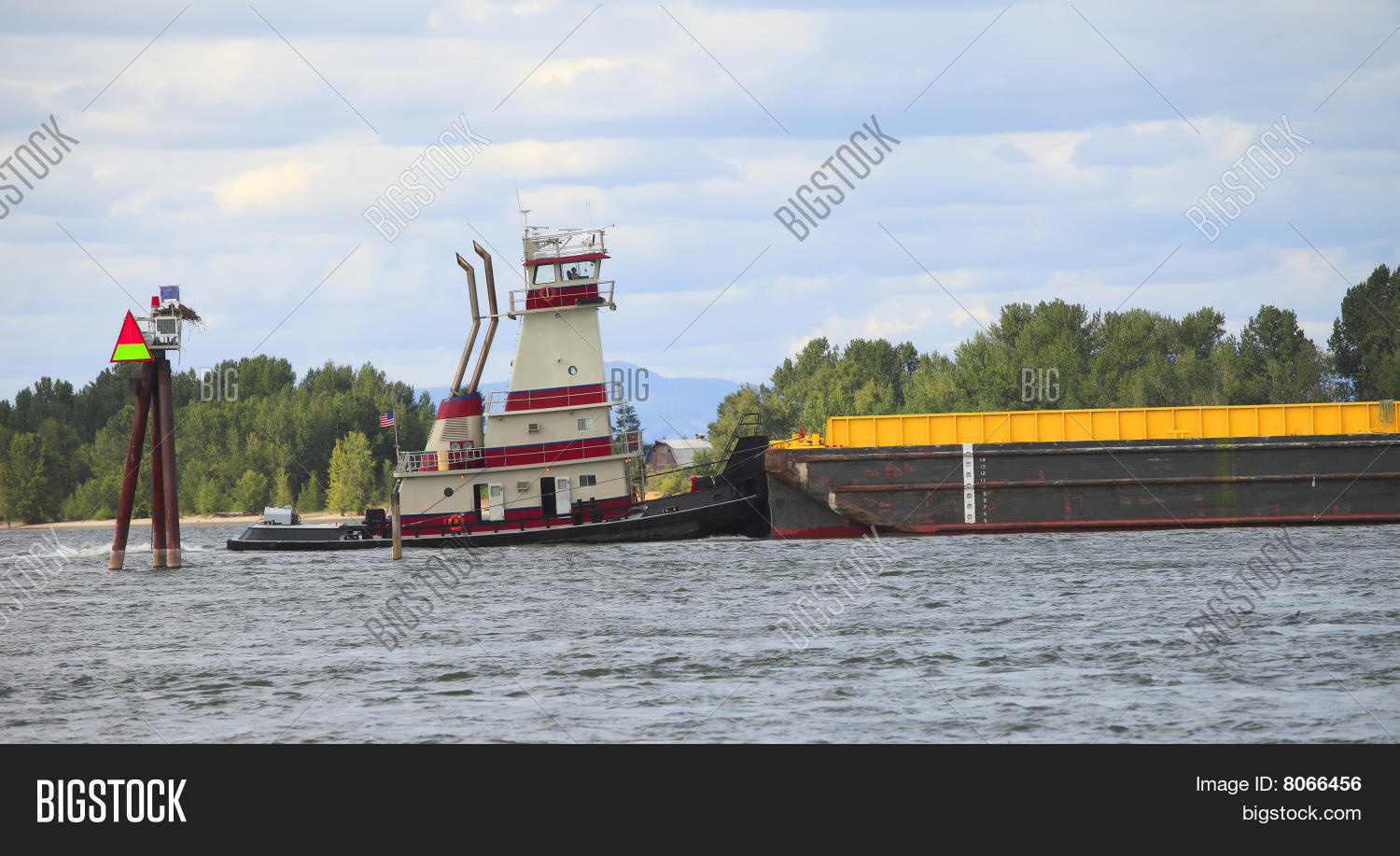 Push Boat & Barge Image & Photo (Free Trial) | Bigstock