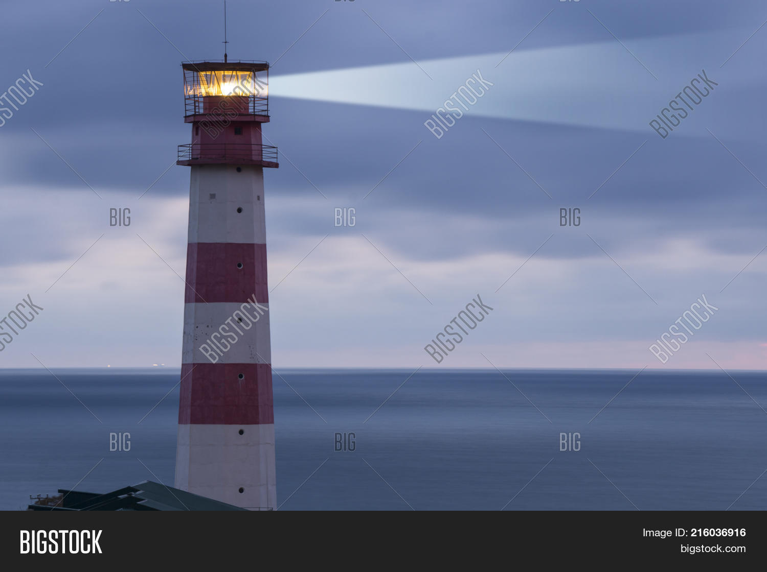 Lighthouse Searchlight Image & Photo (Free Trial) | Bigstock