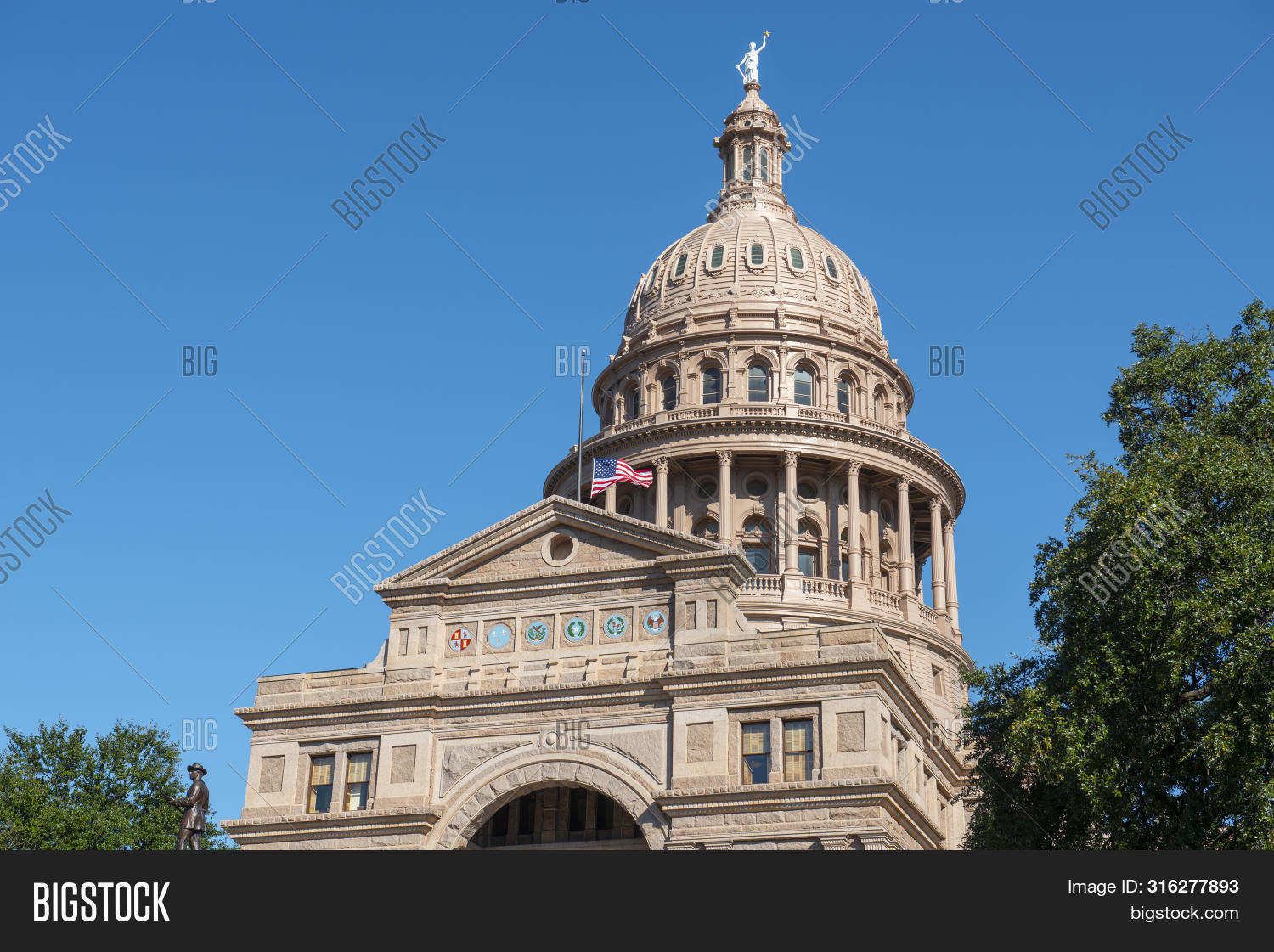 Texas State Capitol Image & Photo (Free Trial) | Bigstock