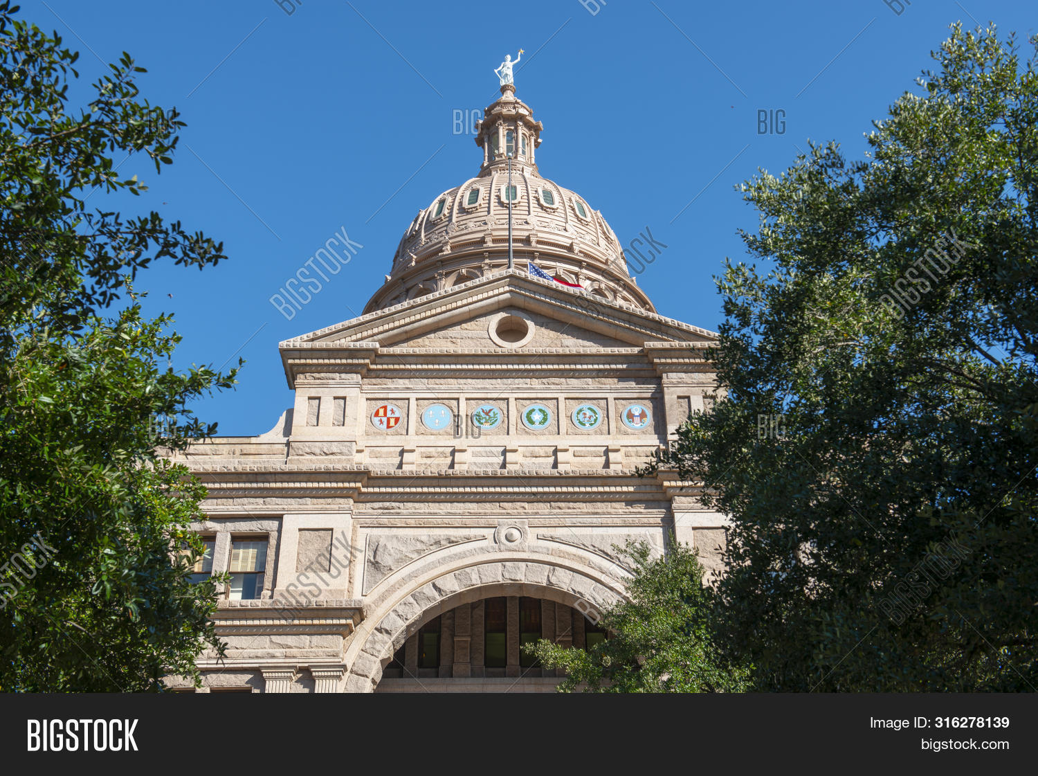 Texas State Capitol Image & Photo (Free Trial) | Bigstock