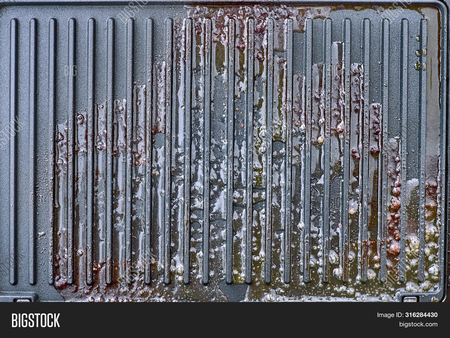 Greasy Electric Grill Image & Photo (Free Trial) | Bigstock