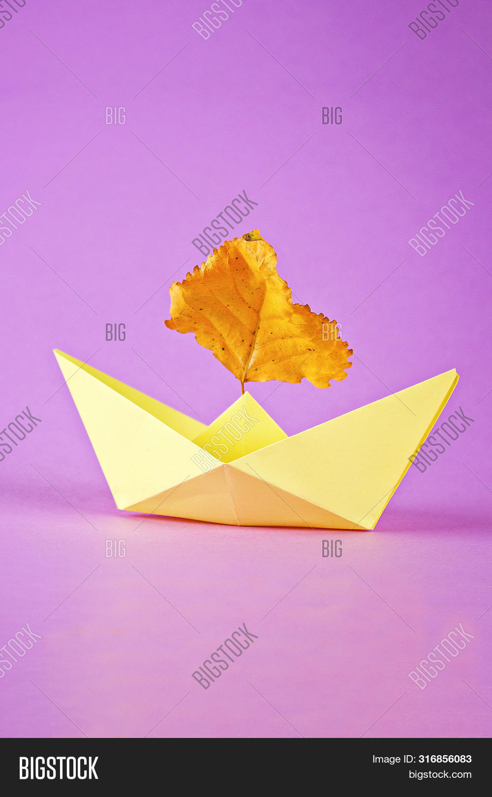 Yellow Paper Boat Image & Photo (Free Trial) | Bigstock
