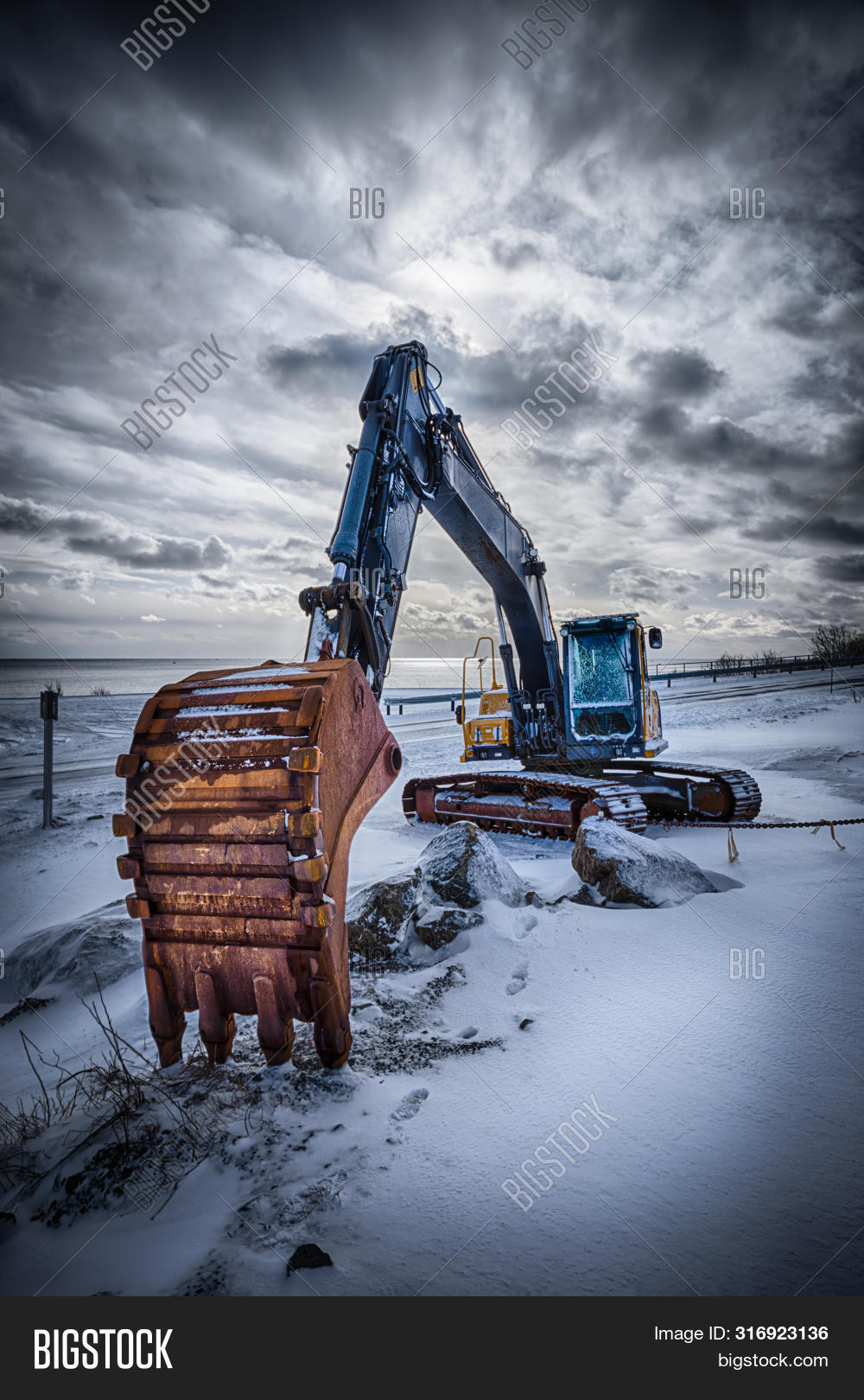 Old Excavator Image & Photo (Free Trial) | Bigstock