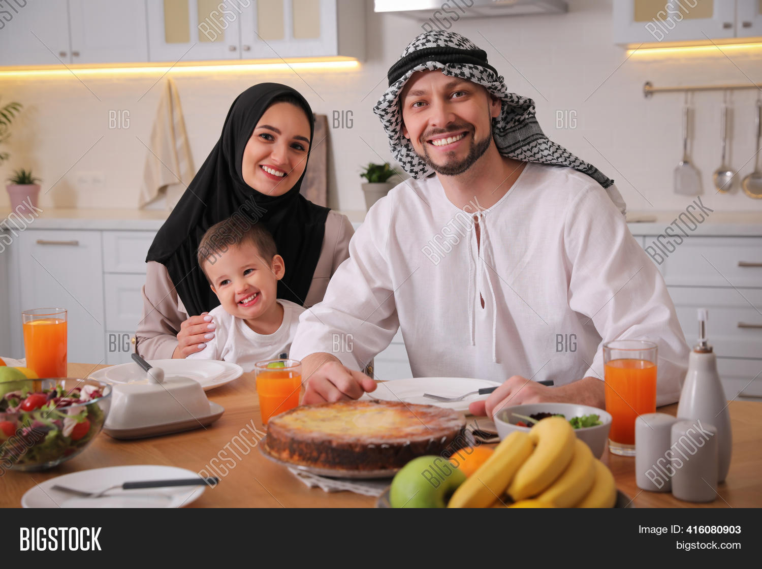 Happy Muslim Family Image & Photo (Free Trial) | Bigstock