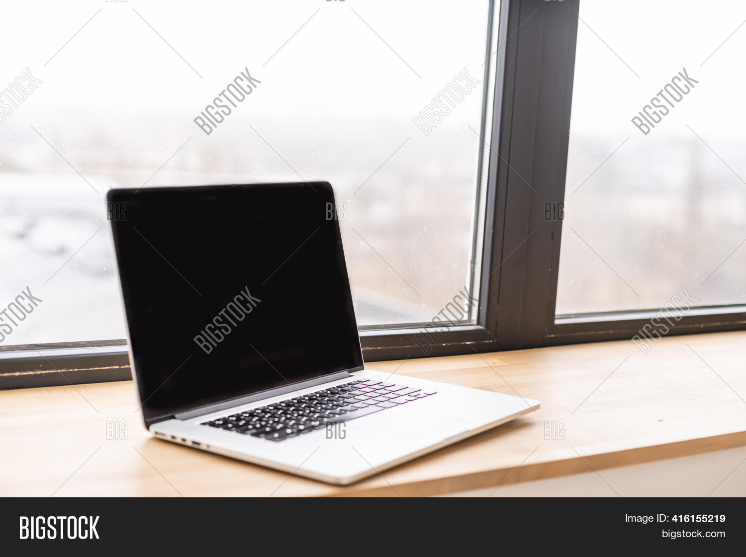 Close Laptop Computer Image & Photo (Free Trial) | Bigstock