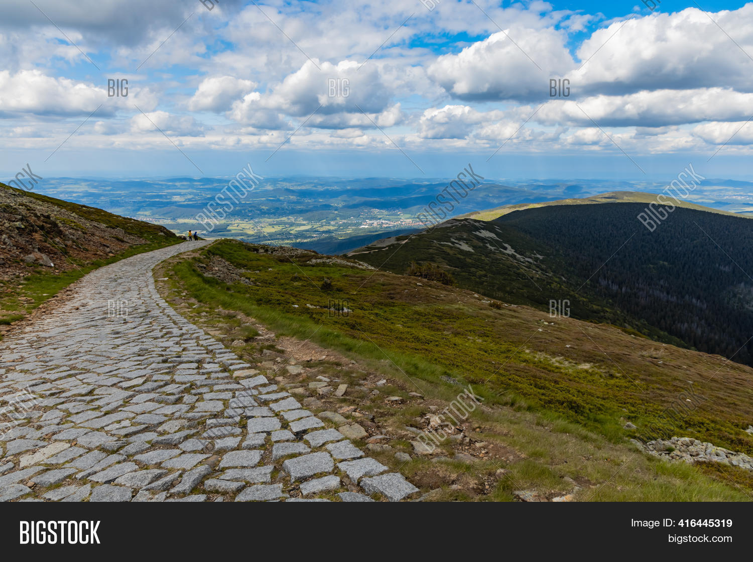 Long Mountain Trail Image & Photo (Free Trial) | Bigstock