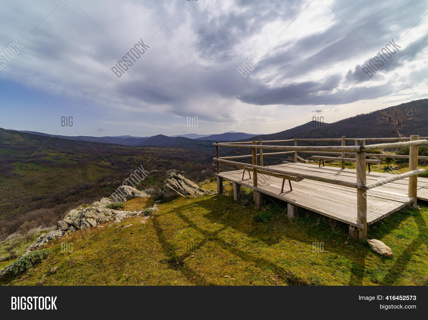 Wooden Platform Image & Photo (Free Trial) | Bigstock