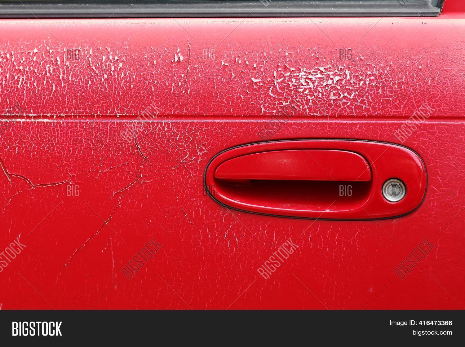Old Red Door Handle Image & Photo (Free Trial) | Bigstock