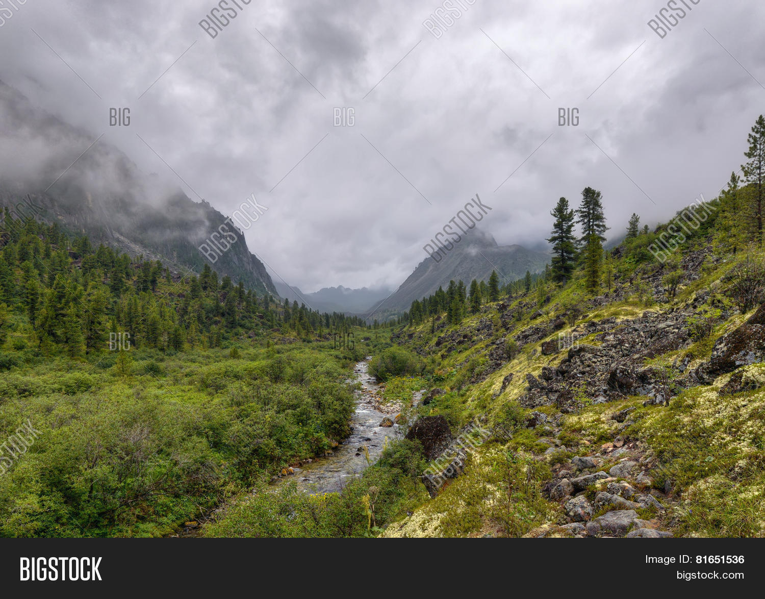 U-shaped Valley Image & Photo (Free Trial) | Bigstock