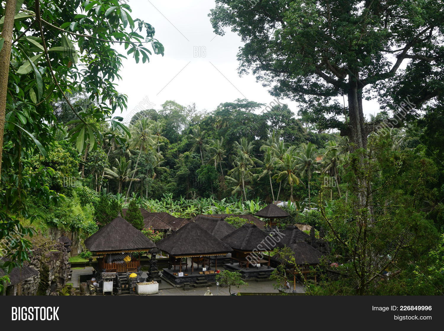 Little Huts 图片和照片（免费试用） | Bigstock