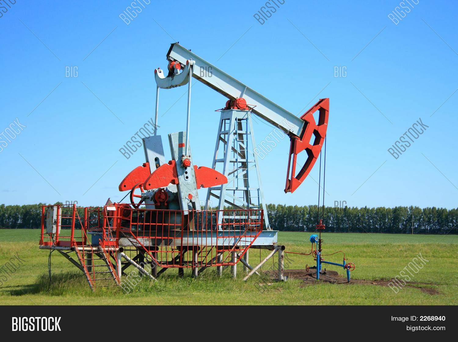 Oil Pump Jack Field Image & Photo (Free Trial) | Bigstock