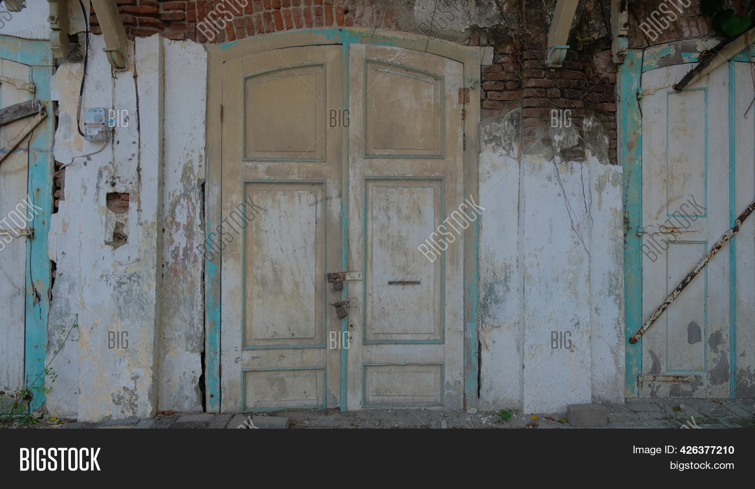 Old Wooden Door. Image & Photo (Free Trial) | Bigstock