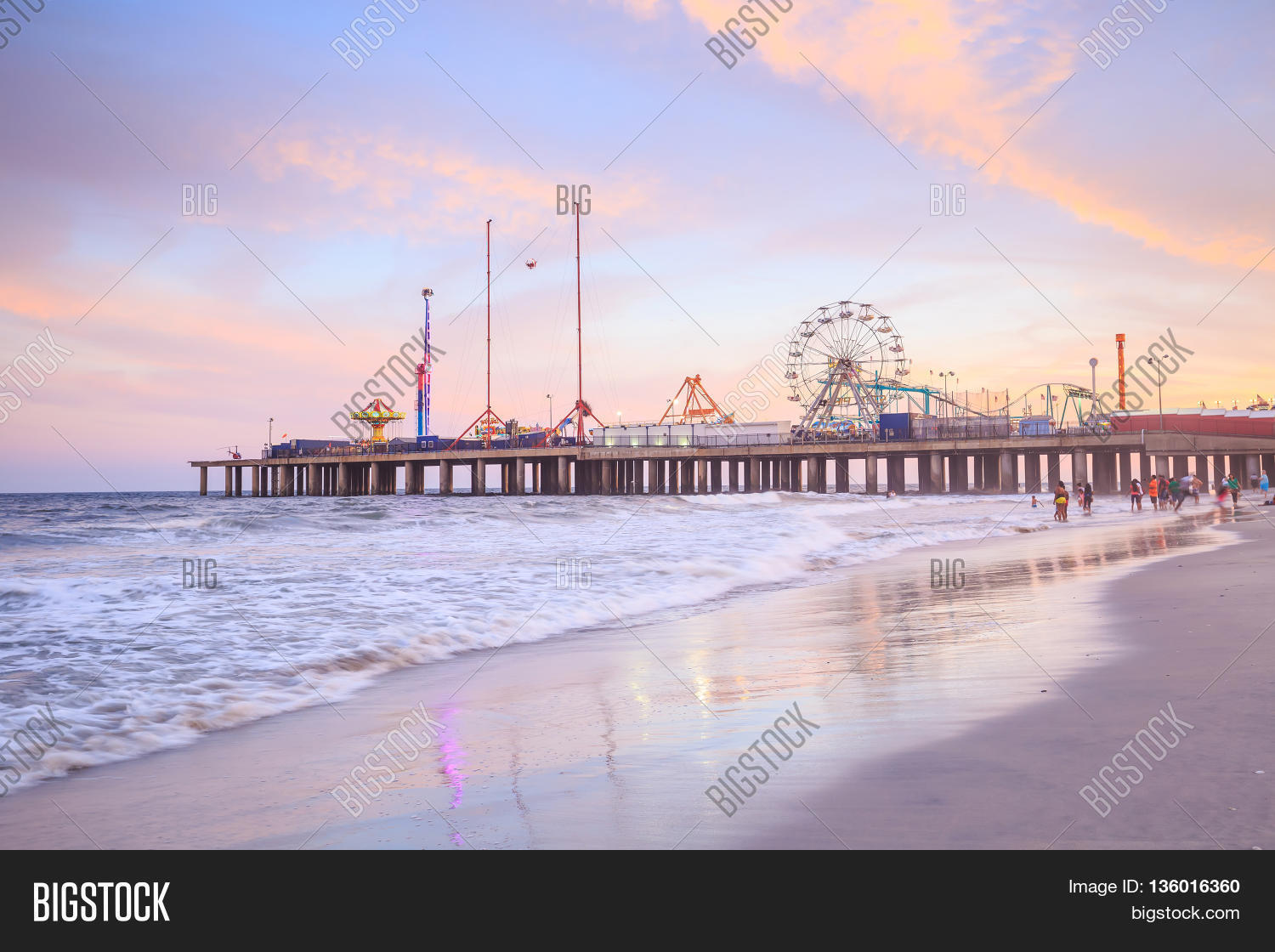 Steel Pier Atlantic Image & Photo (Free Trial) | Bigstock