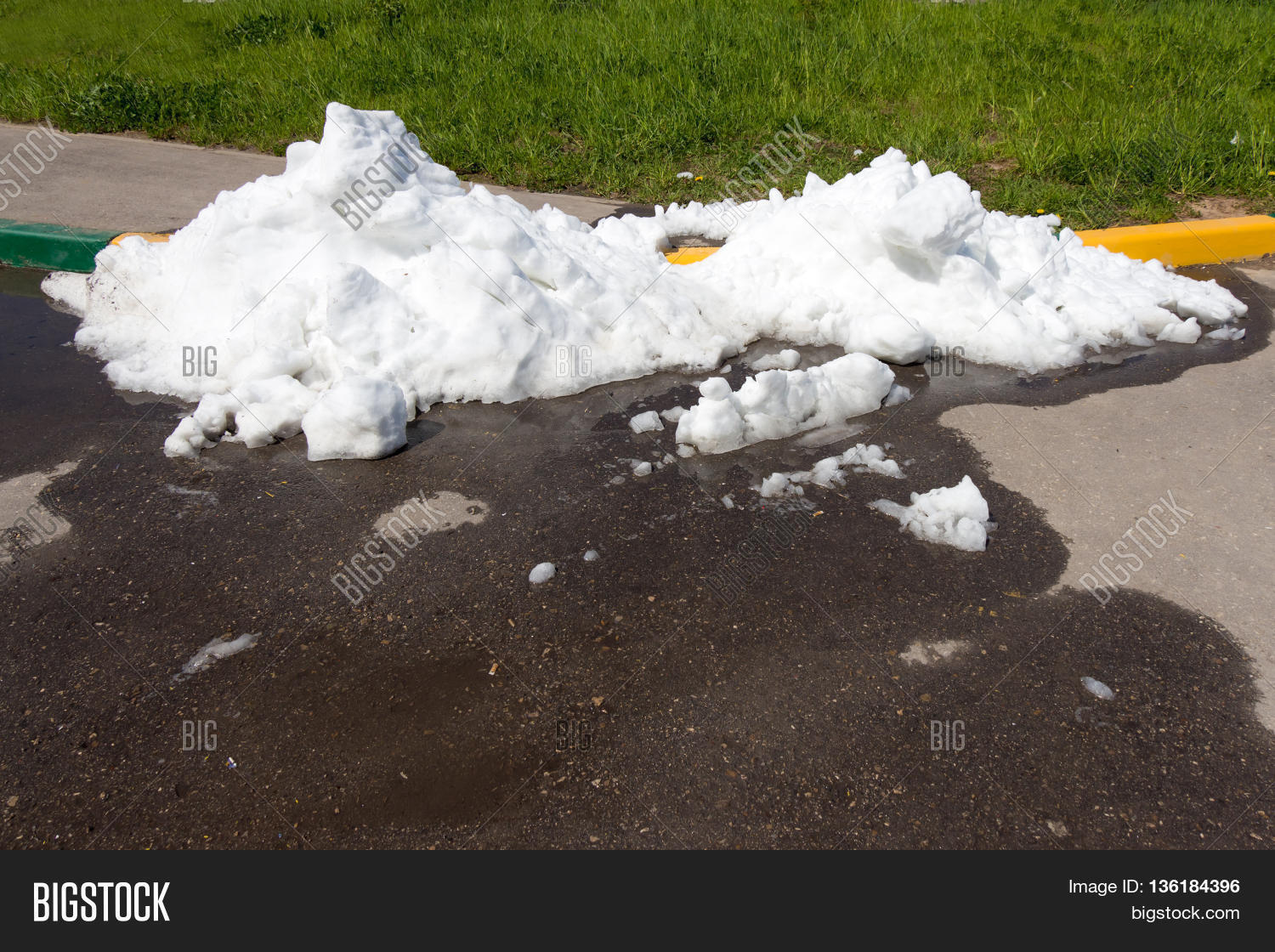 Large Pile Dirty Snow Image & Photo (Free Trial) | Bigstock