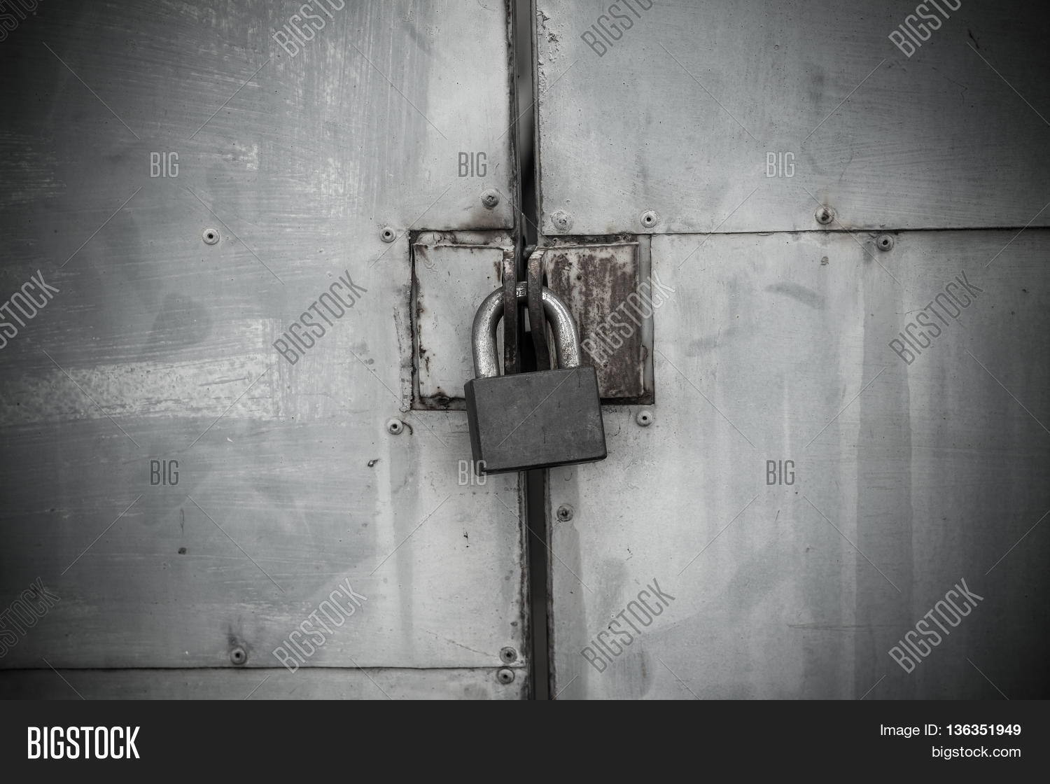 Old Iron Lock On Metal Image & Photo (Free Trial) | Bigstock