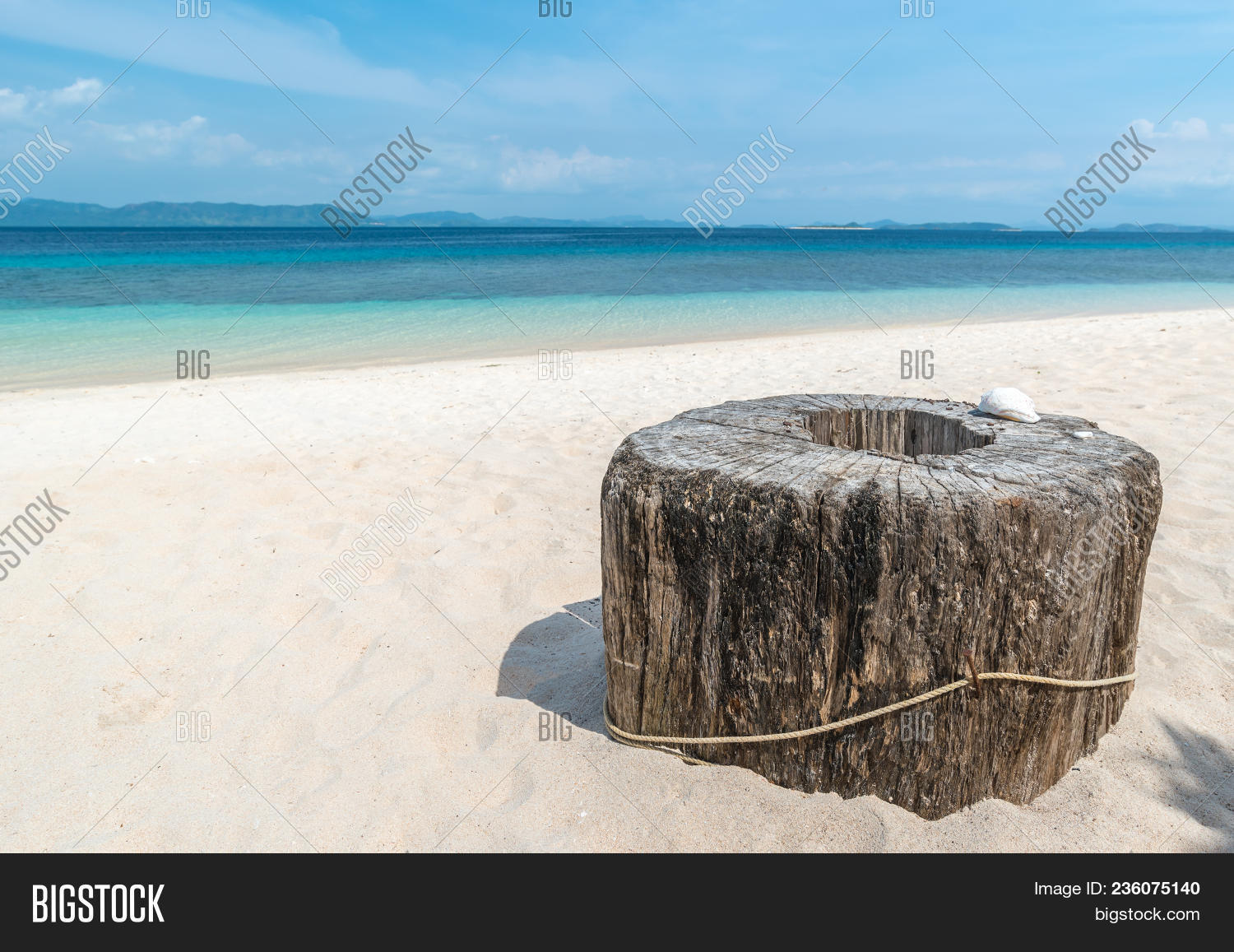 Wooden Stub Ocean Image & Photo (Free Trial) | Bigstock