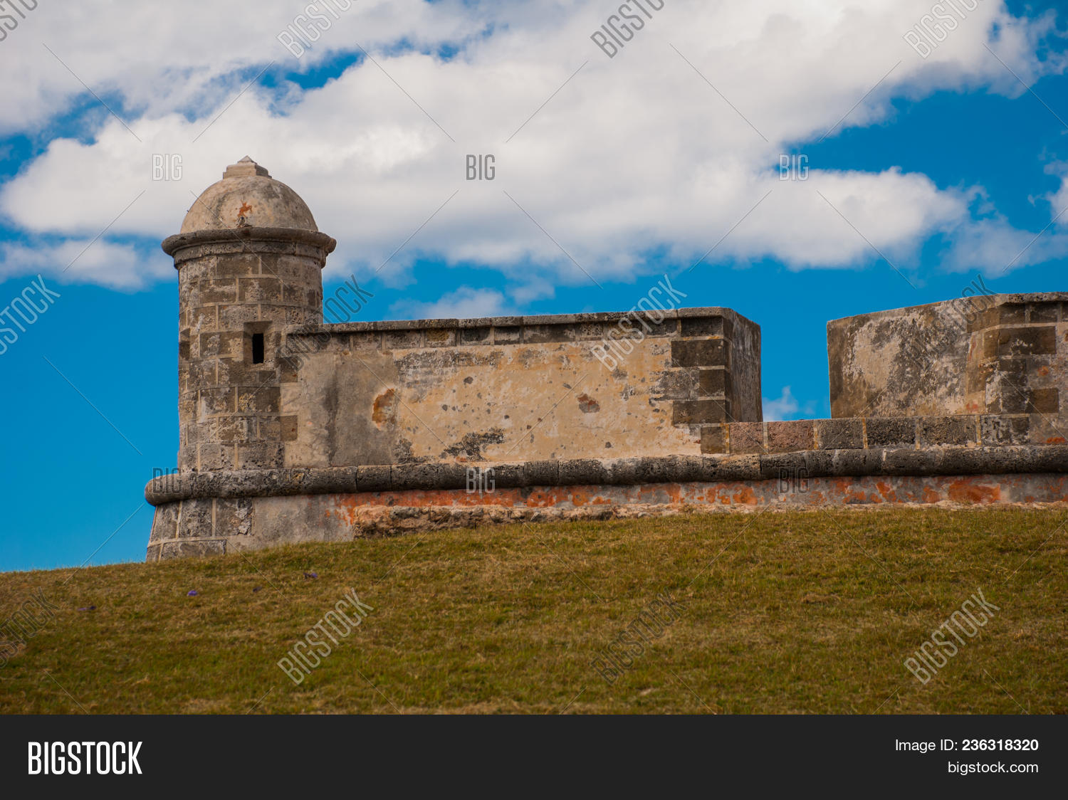Old Fortress Cuba. Image & Photo (Free Trial) | Bigstock