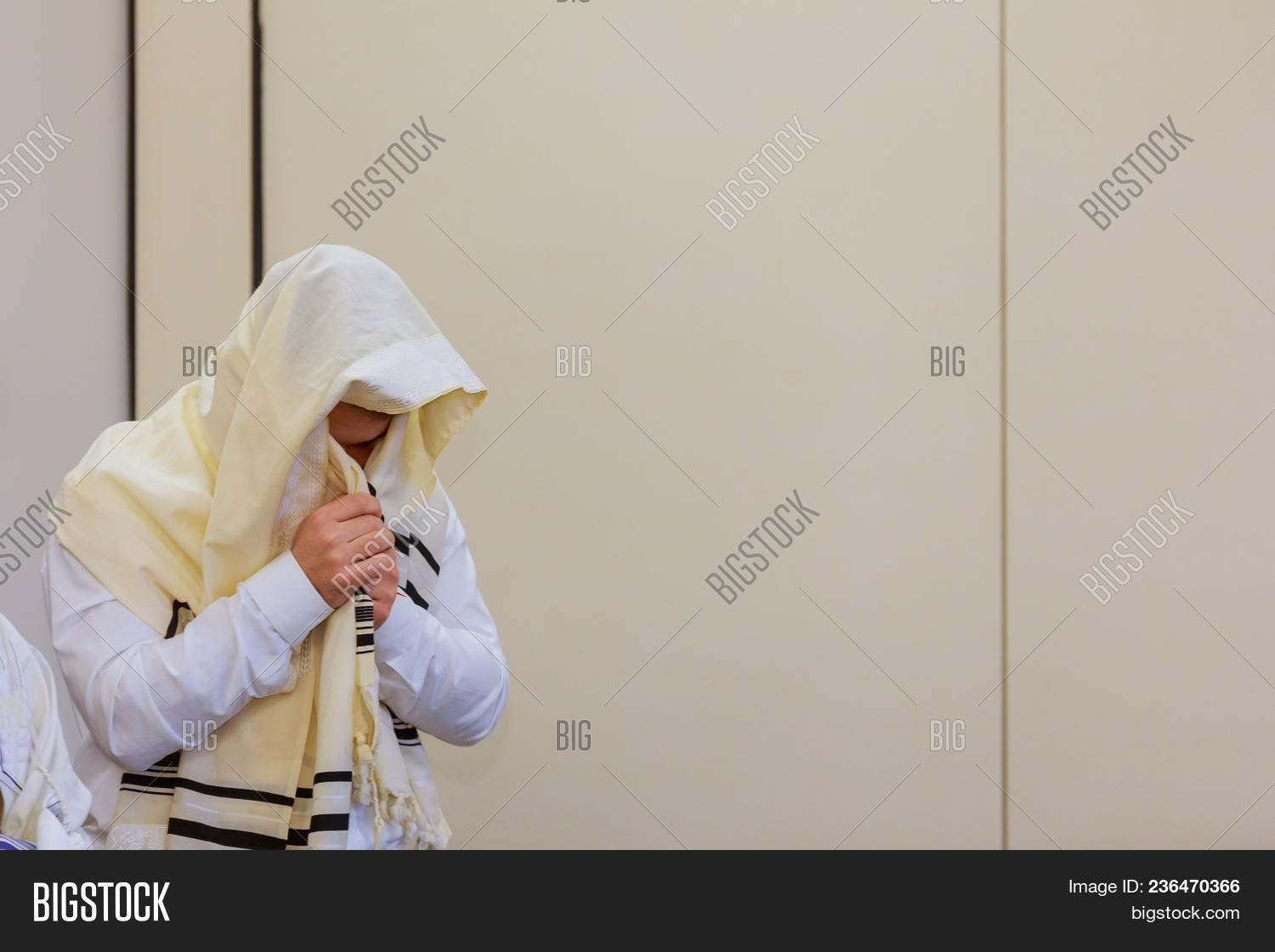 Jews Prayer Synagogue Image & Photo (Free Trial) | Bigstock