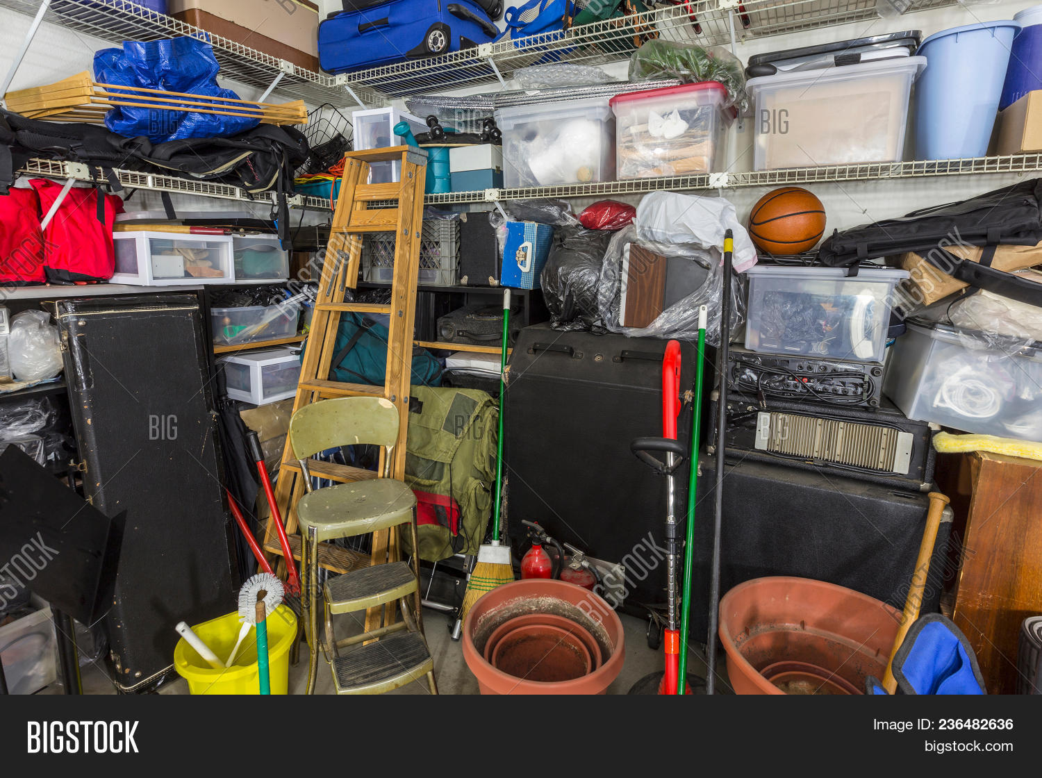 Messy Residential Image & Photo (Free Trial) | Bigstock