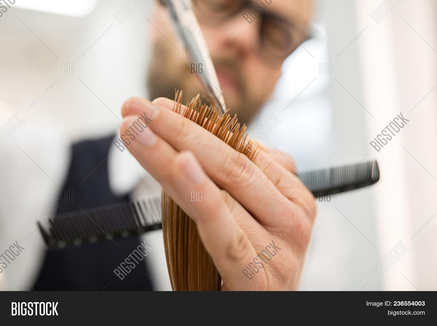 Hairdresser Hands Image & Photo (Free Trial) | Bigstock