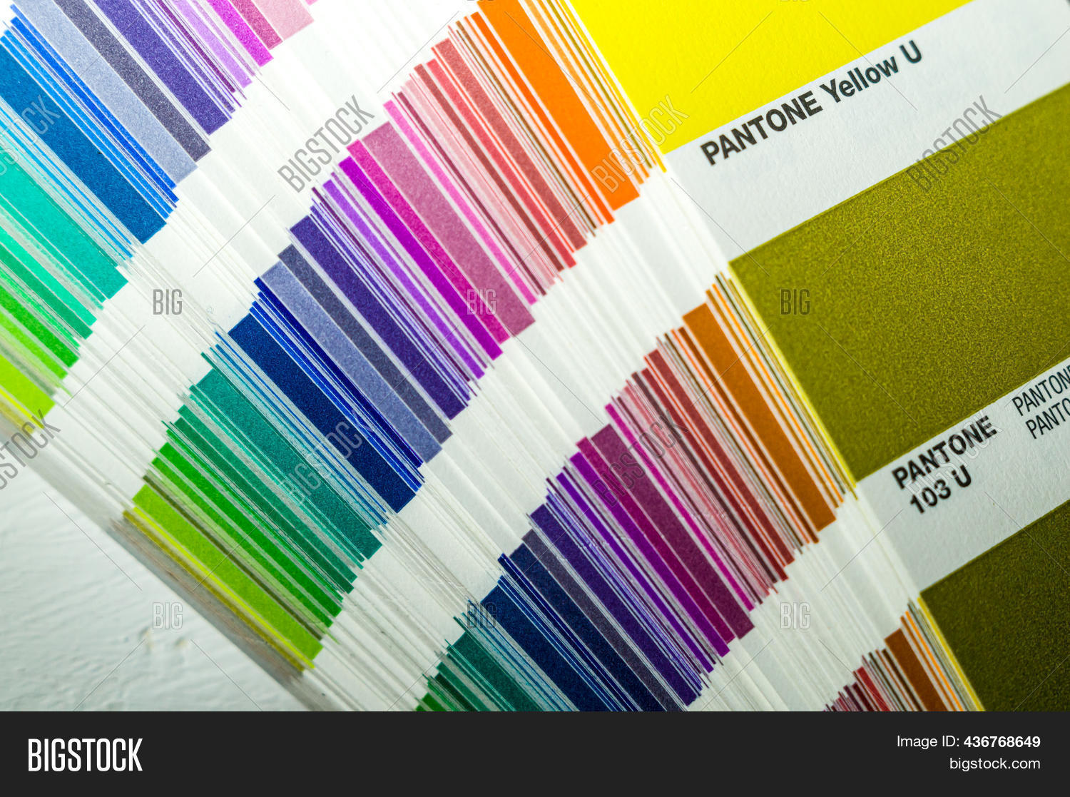 Imagem e foto de Pantone (avaliação gratuita) | Bigstock