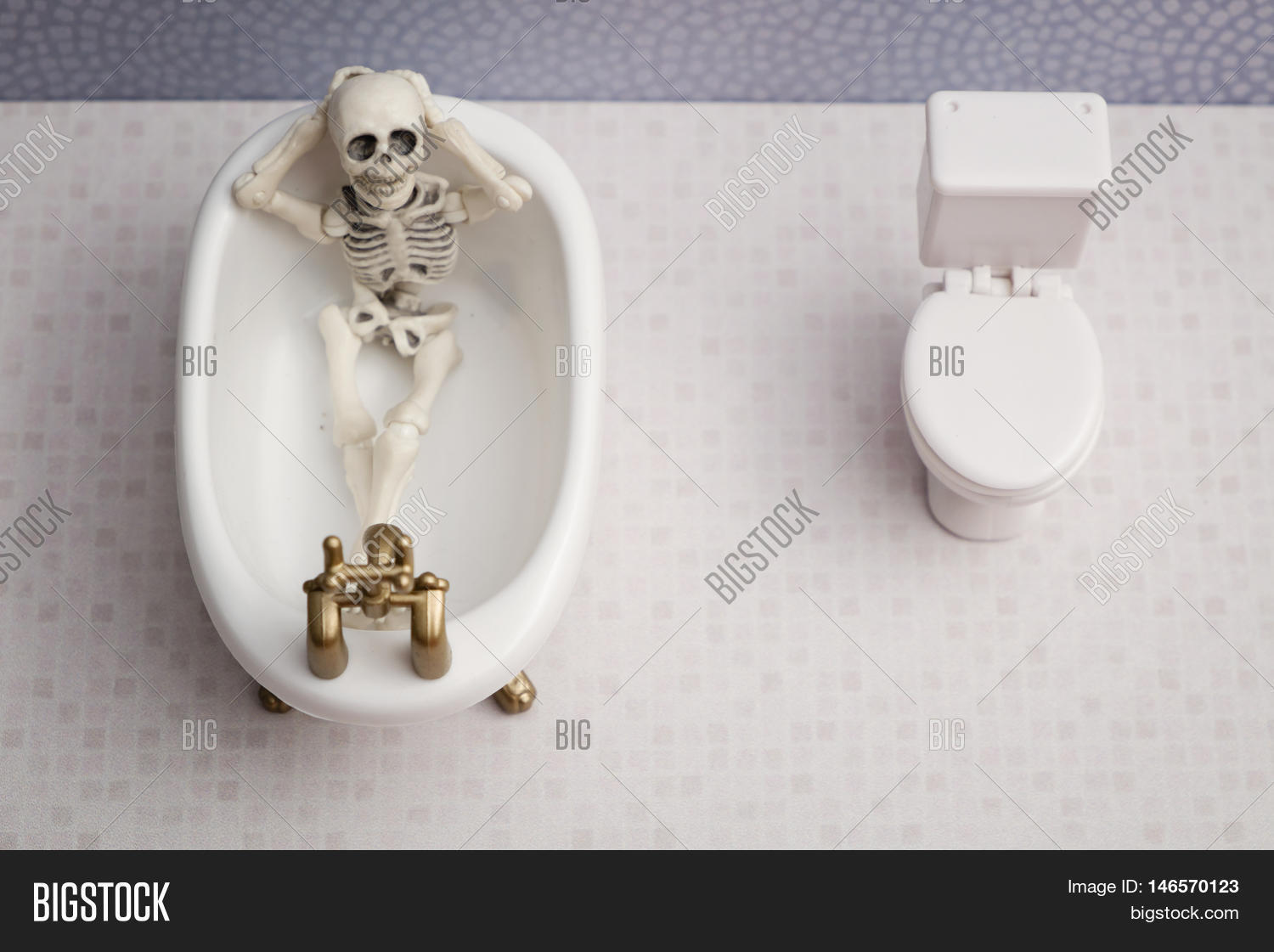 Skeleton Relaxing Image & Photo (Free Trial) | Bigstock