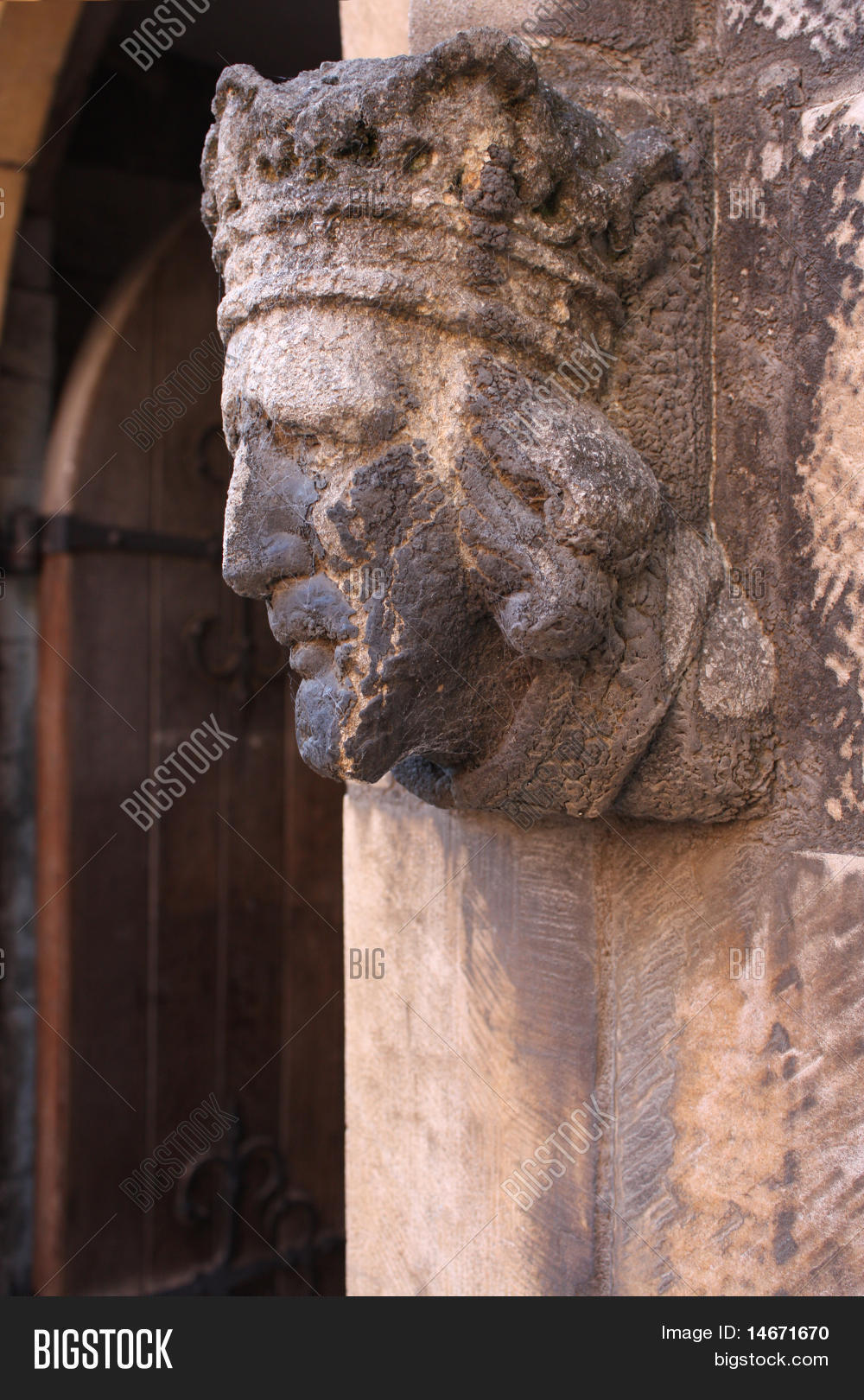 Stone Statue King's Image & Photo (Free Trial) | Bigstock