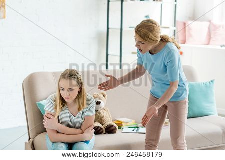 Angry Mother Yelling Image & Photo (Free Trial) | Bigstock