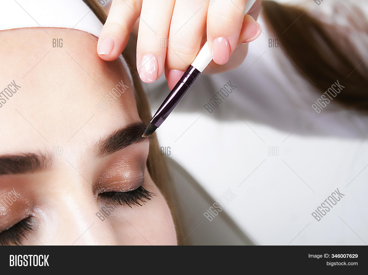 Master Eyebrow Colors Image & Photo (Free Trial) | Bigstock