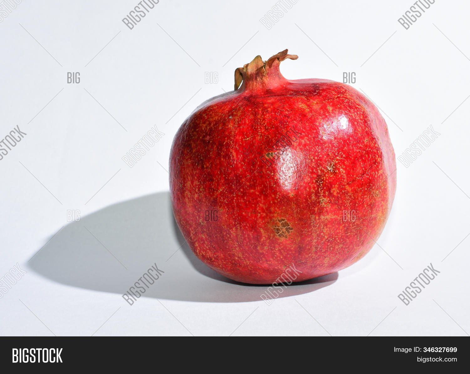 Single Pomegranate Image & Photo (Free Trial) | Bigstock