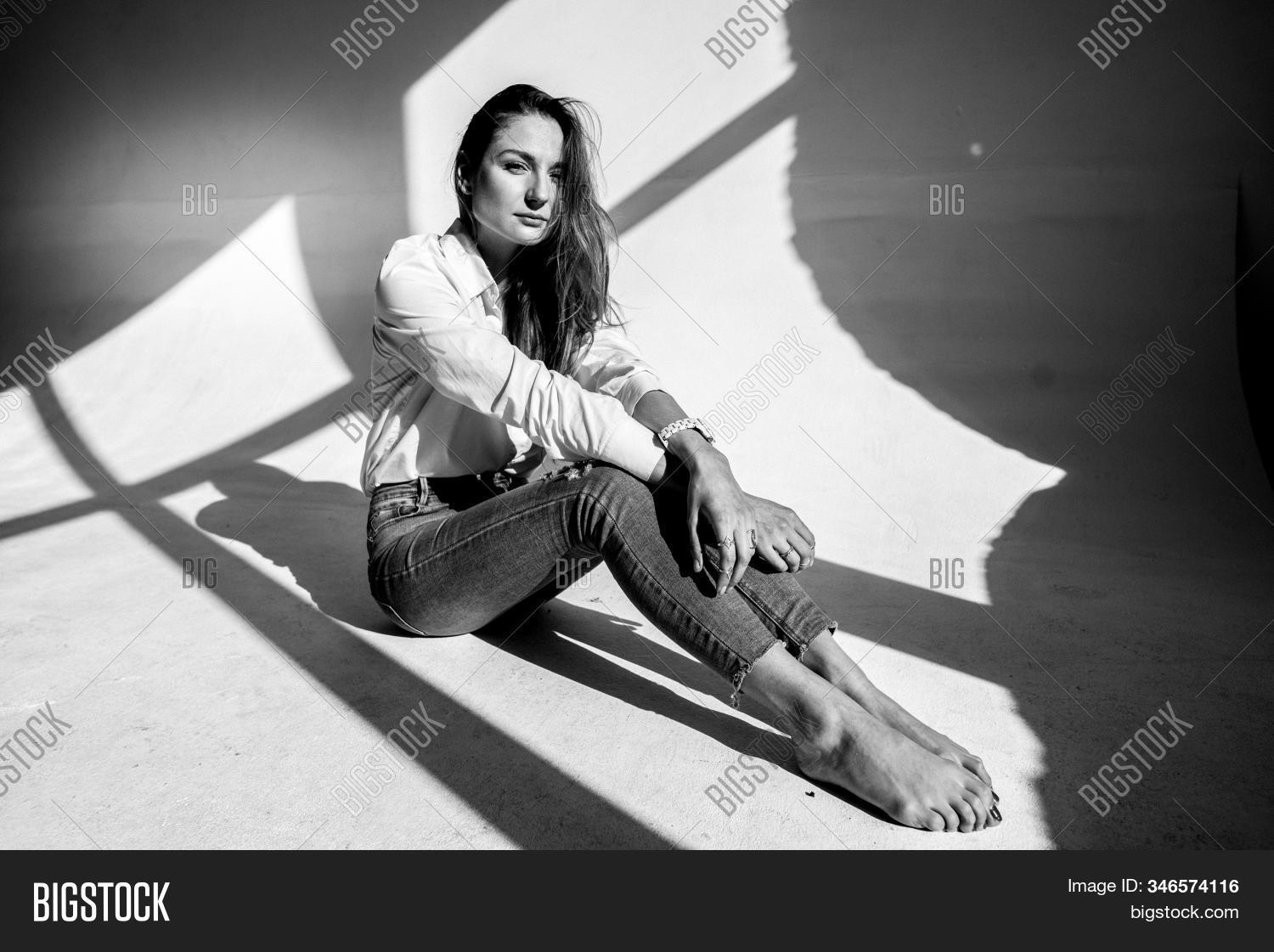 Slender Beautiful Girl Image & Photo (Free Trial) | Bigstock