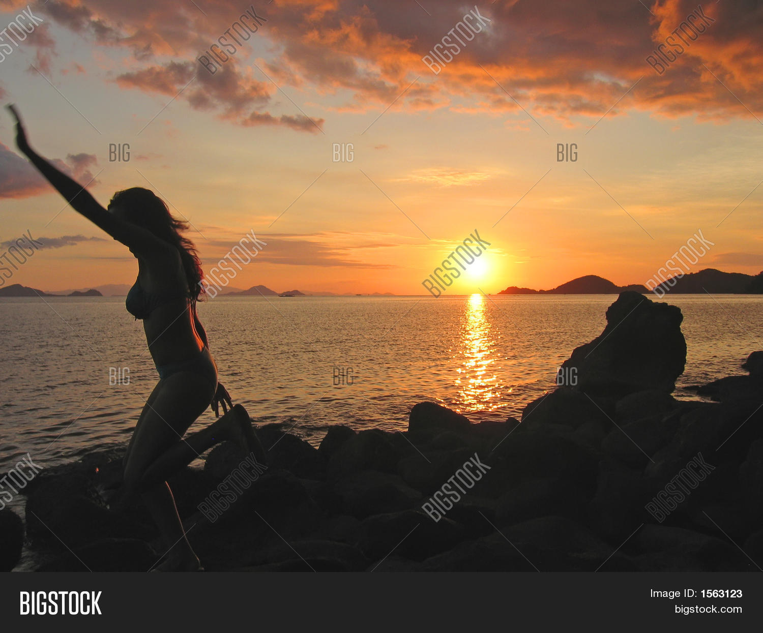 Woman Motion Profile Image & Photo (Free Trial) | Bigstock