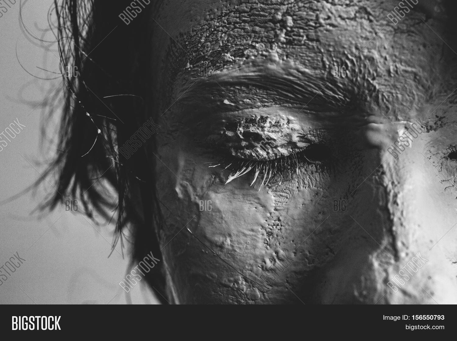 Woman Face Cracked Image & Photo (Free Trial) | Bigstock