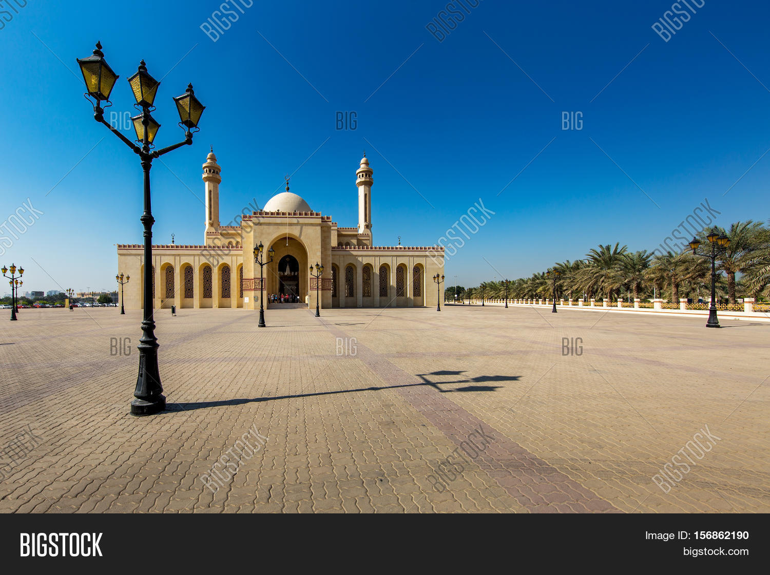 MANAMA, BAHRAIN - NOV Image & Photo (Free Trial) | Bigstock