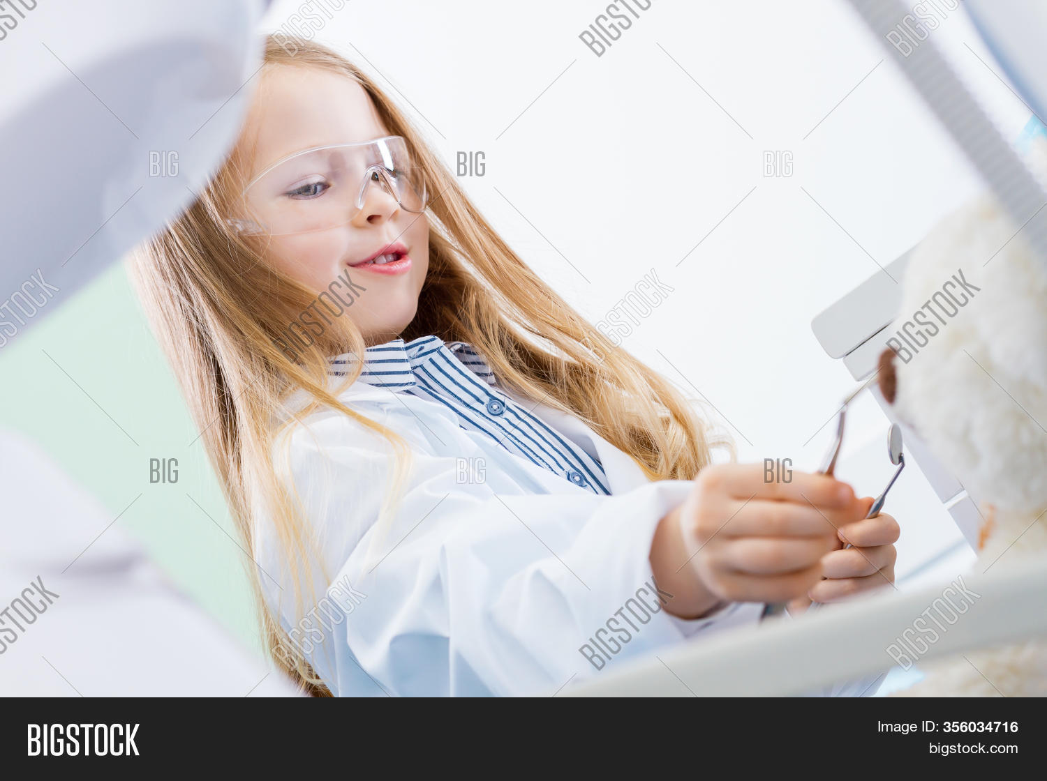 Little Cute Girl White Image & Photo (Free Trial) | Bigstock