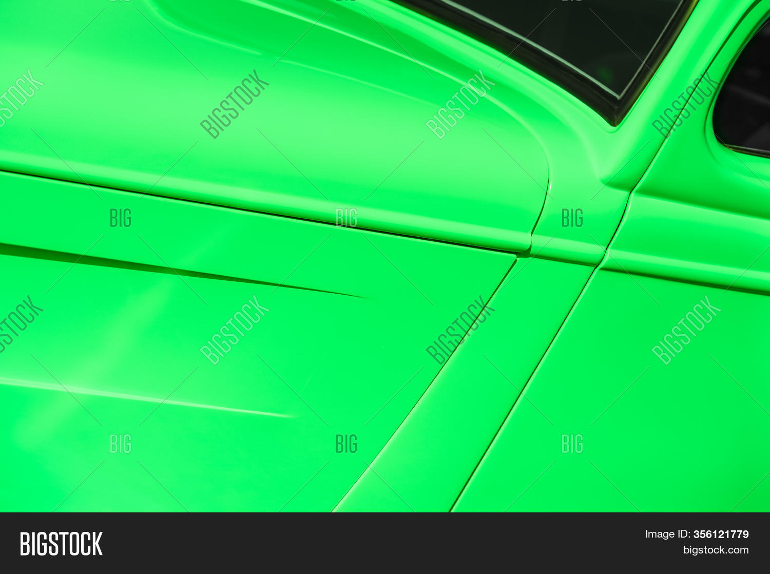 Vivid Emerald Green Image & Photo (Free Trial) | Bigstock