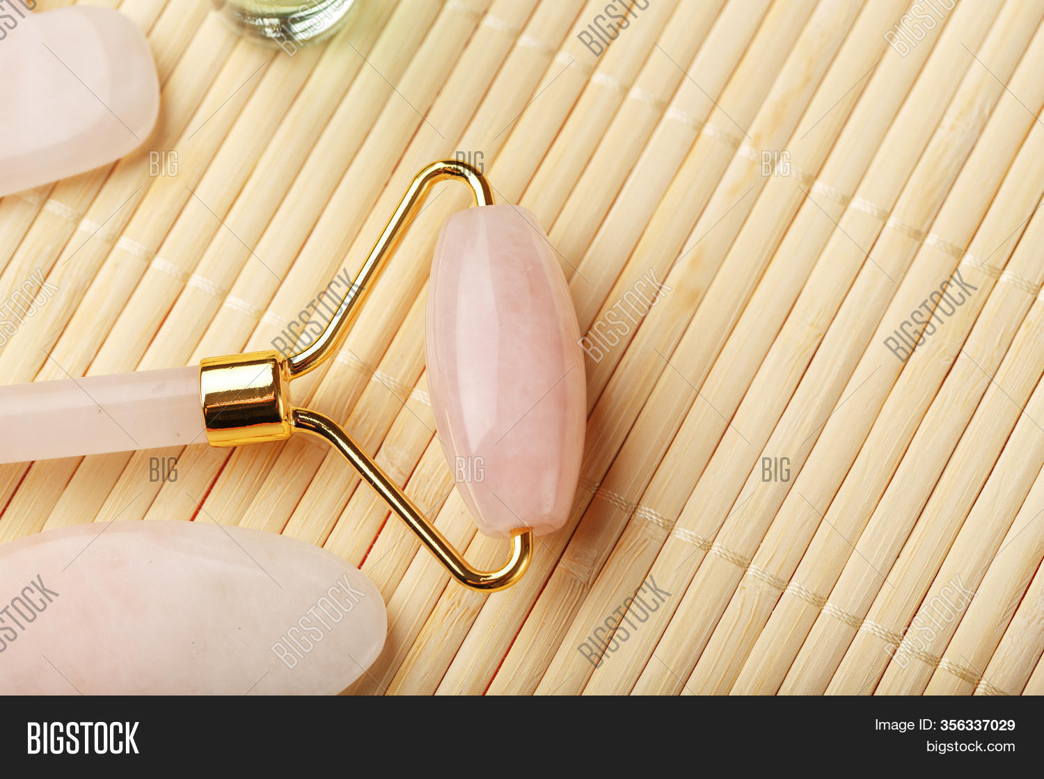 Set Tools Face Massage Image & Photo (Free Trial) | Bigstock