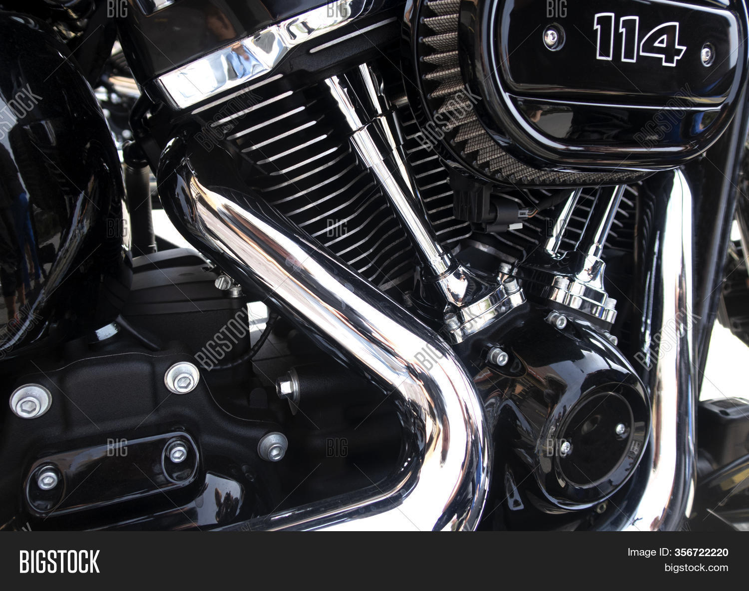 Close View Shiny Image & Photo (Free Trial) | Bigstock