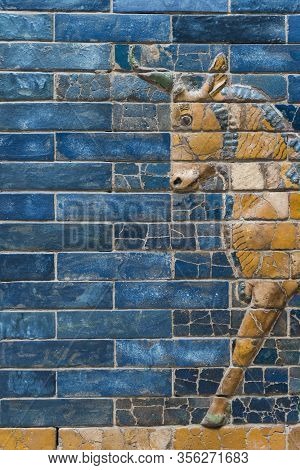 Babylon Symbols Images, Illustrations & Vectors (Free) - Bigstock