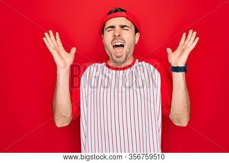 Screaming Baseball Images, Illustrations & Vectors (Free) - Bigstock