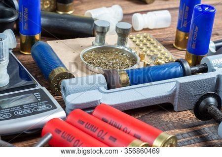 Reloading Process Image & Photo (Free Trial) | Bigstock