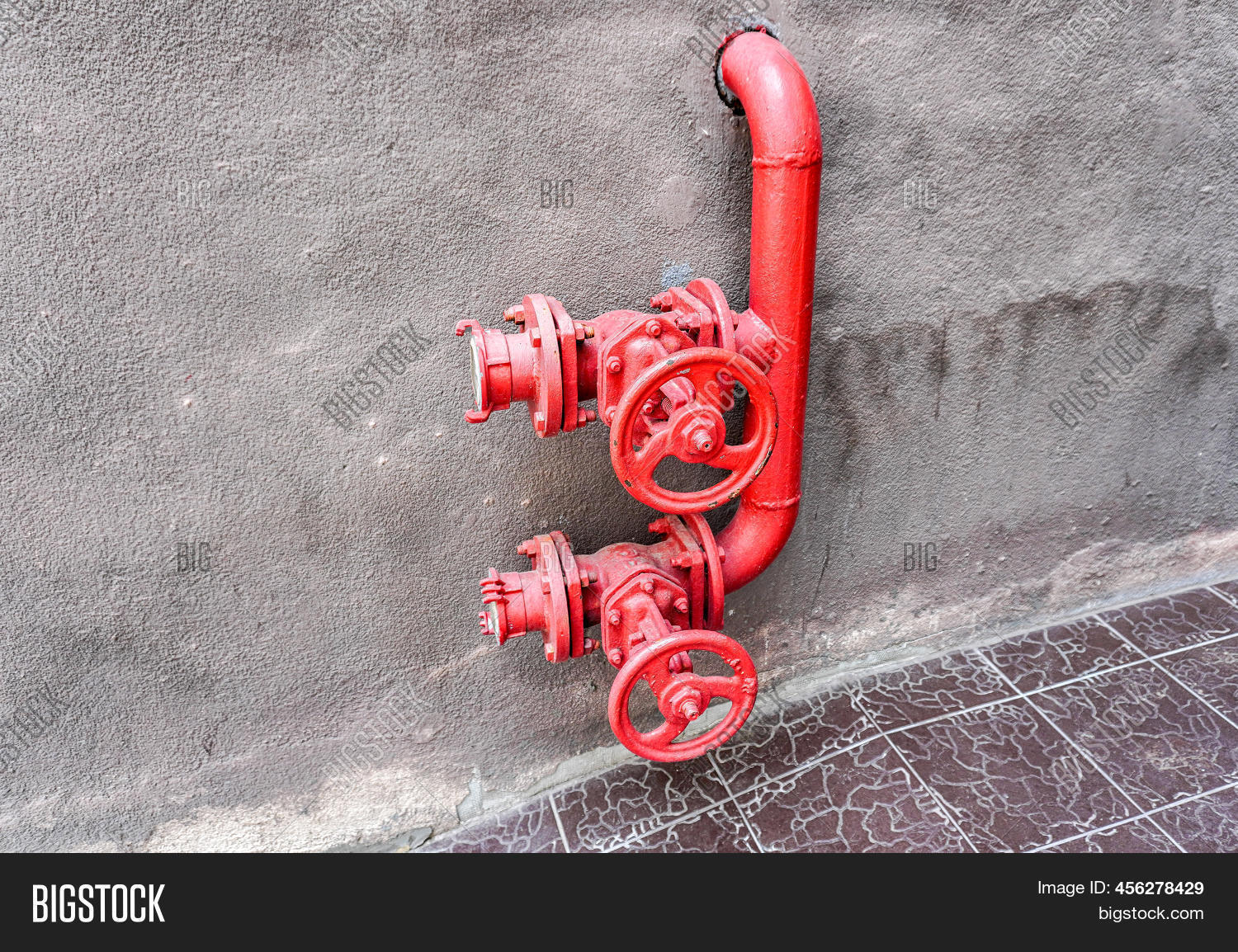 Fire Hydrant Outlet Image & Photo (Free Trial) | Bigstock